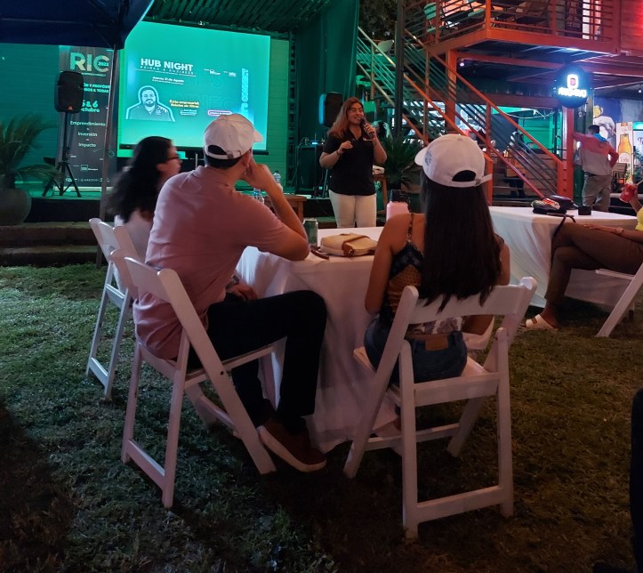 Noches de networking: estrategias y alianzas emprendedoras. – Nicawomantech