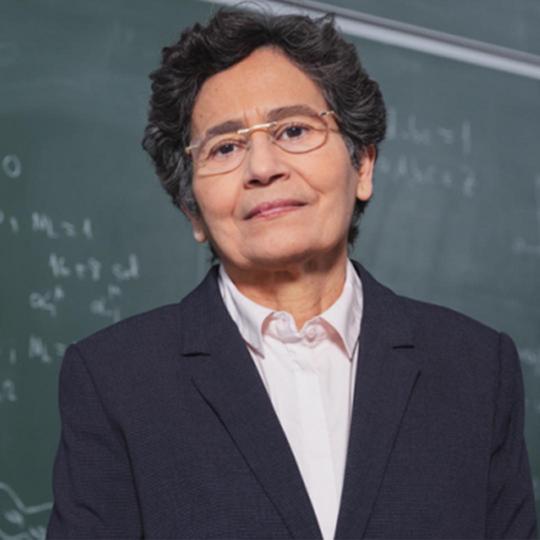 15 Mujeres latinas que brillan con su ingenio y talento – Nicawomantech