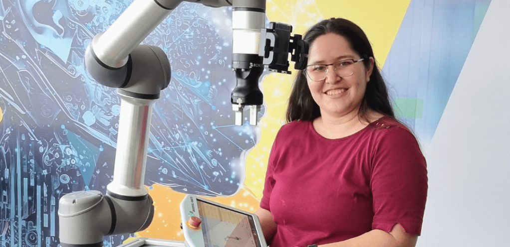 «Ten persistencia, confía en tus habilidades.» Indira Araya, Ingeniera ...